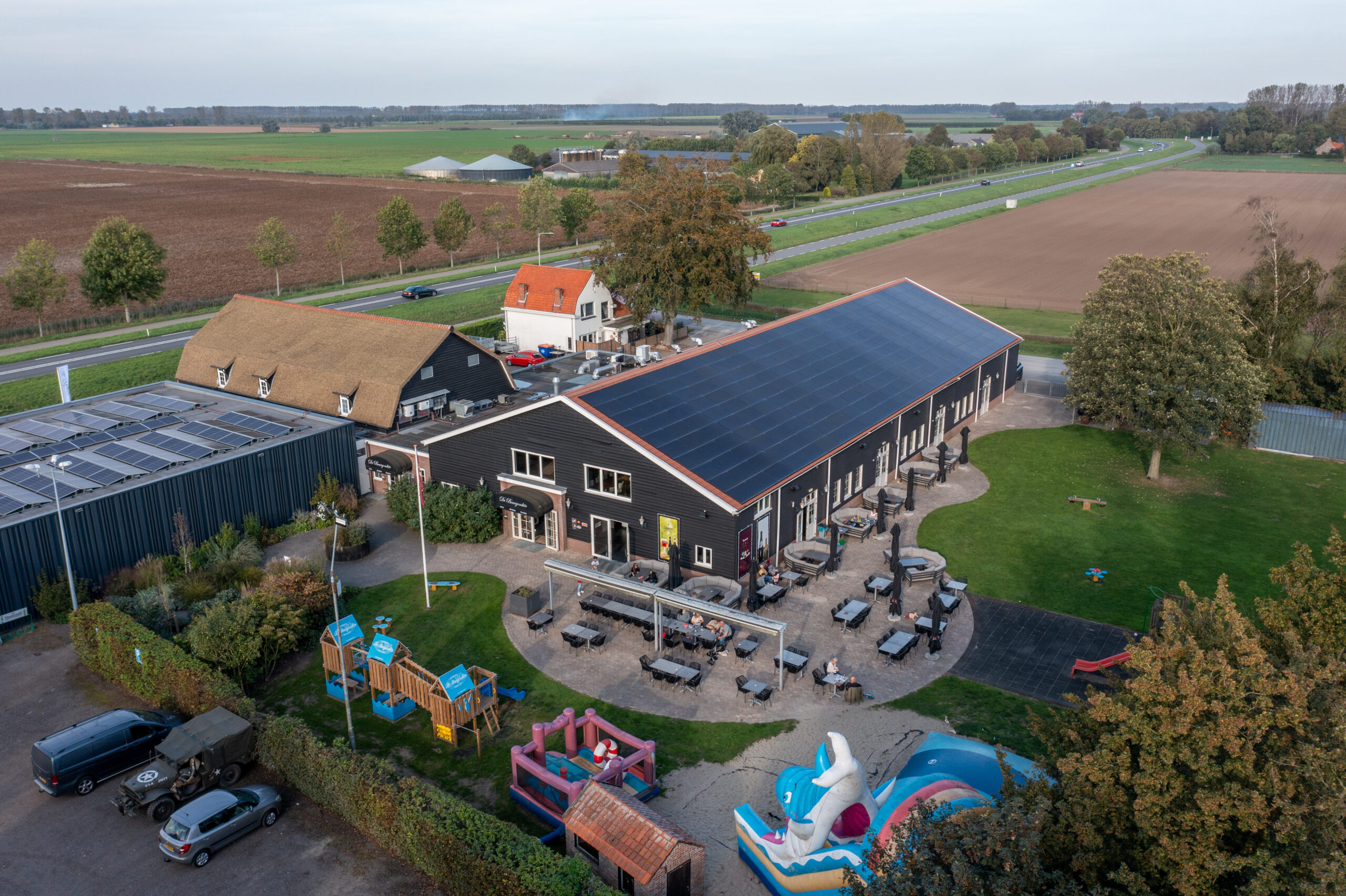 Zeeuwse groene stroom voortaan volledig uit wind en zon - DELTA Energie ... Zeeuwse groene stroom voortaan volledig uit wind en zon - DELTA Energie ...